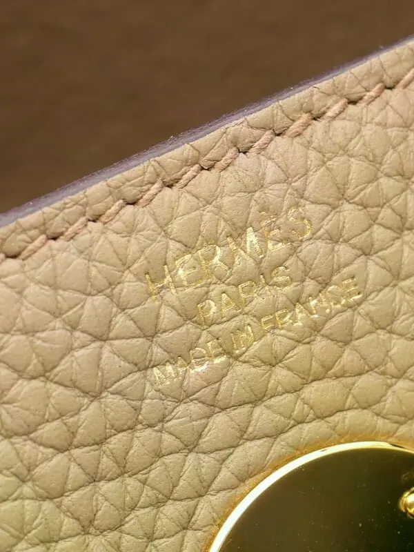 Hermès 2025 26 Lindy Tote Bag