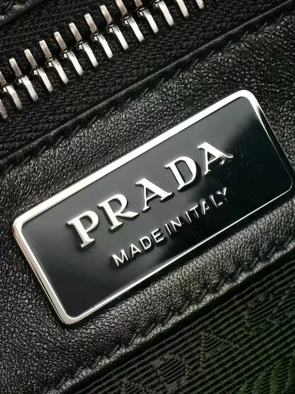 Prada Vit.daino Shoulder Bag