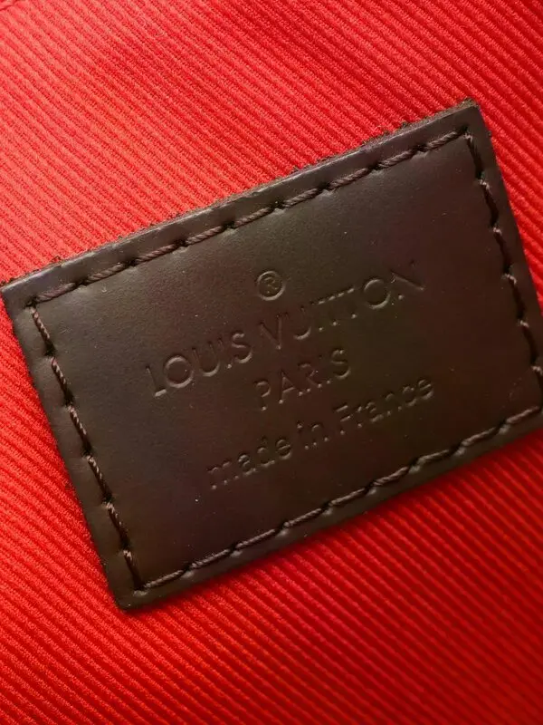 LOUIS VUITTON 2018 South Bank Damier Ebene Shoulder Bag