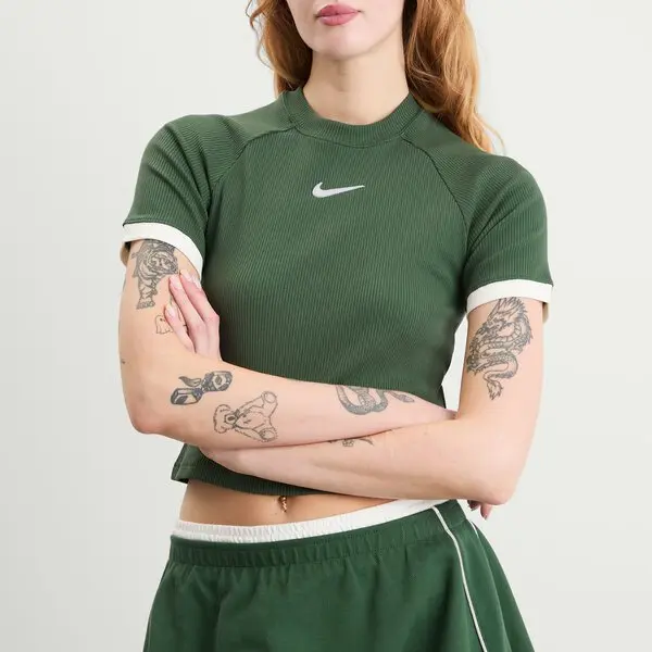 Nike Sports Fitted Top