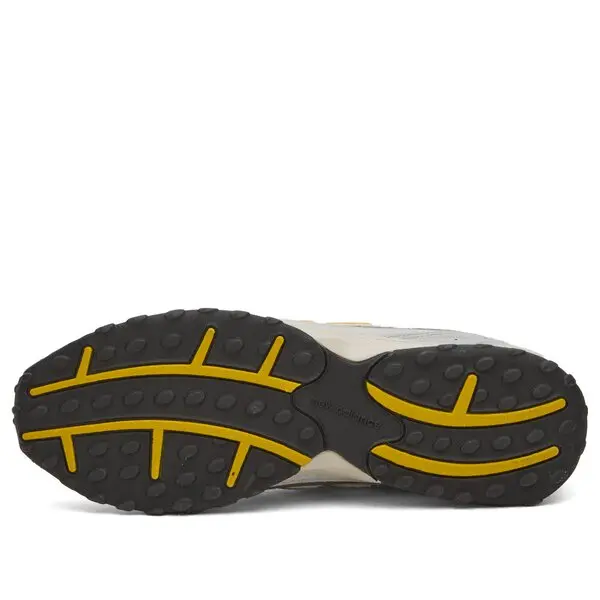 NEW BALANCE 204l Sneakers