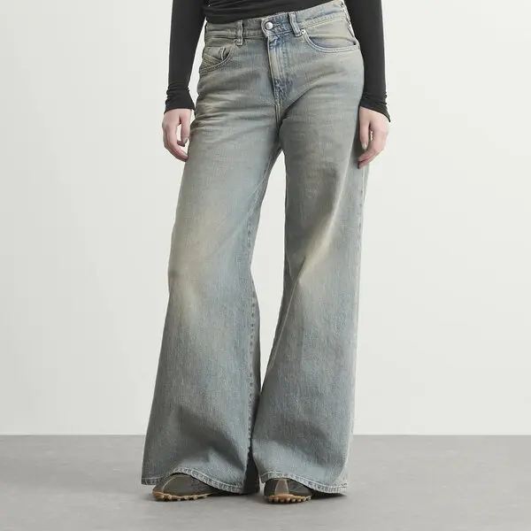 DIESEL® 1978 D-akemi Wide Leg Jeans
