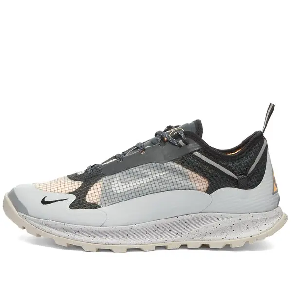 Nike Air Nasu 2 Shoes