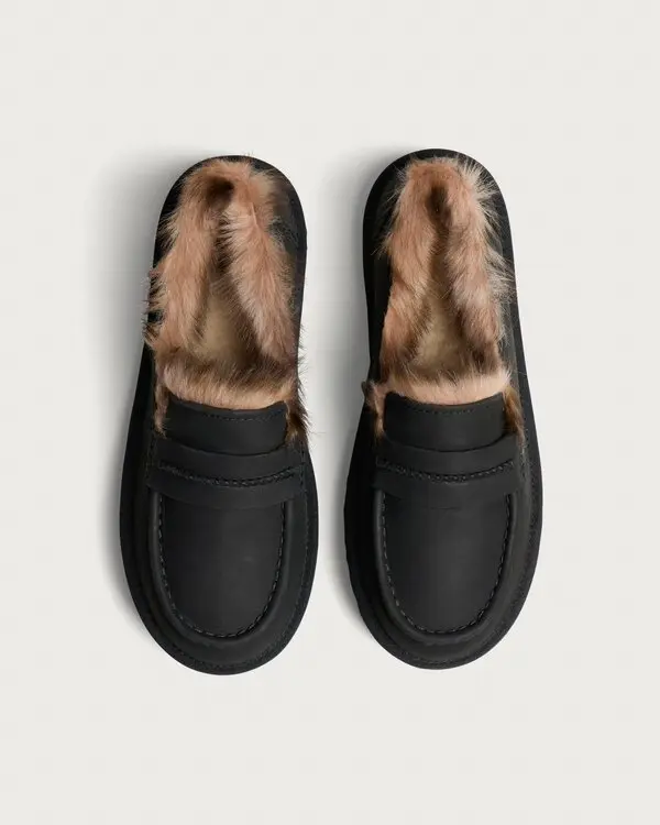 UGG Ellis Nubuck Loafer