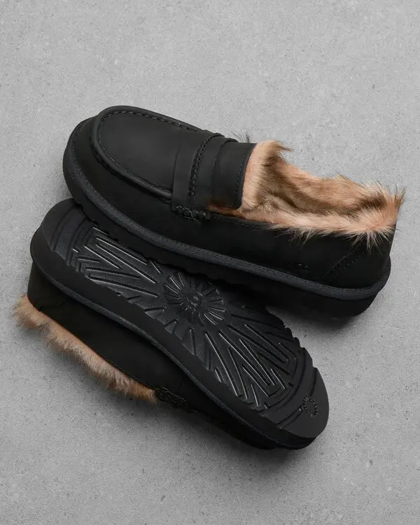 UGG Ellis Nubuck Loafer