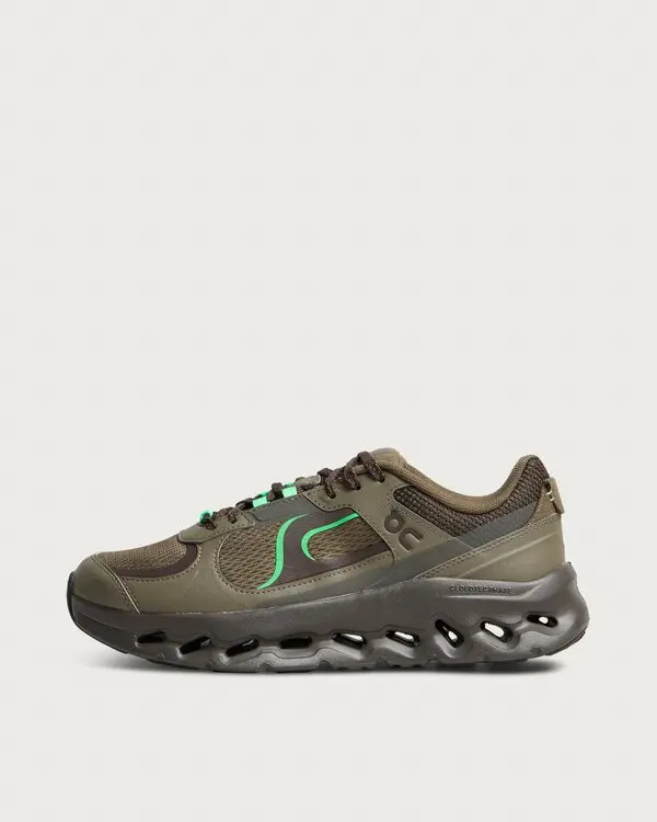 On Cloudtilt Arc Sneakers