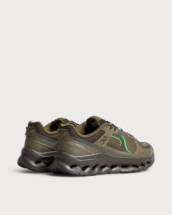 On Cloudtilt Arc Sneakers