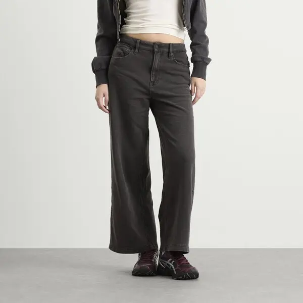 Good American Jeanius Crop Good Skate Sweatpants