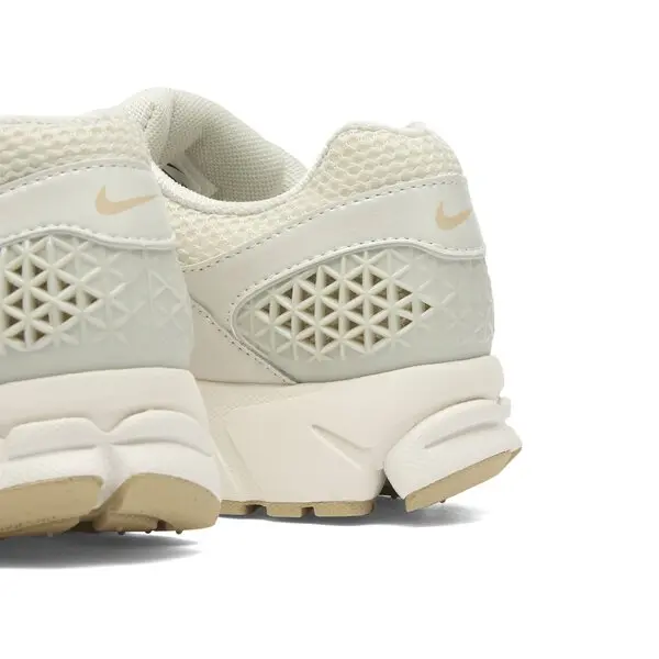Nike Zoom Vomero 5 Met Sneakers - Light Bone/phantom/light Orewood