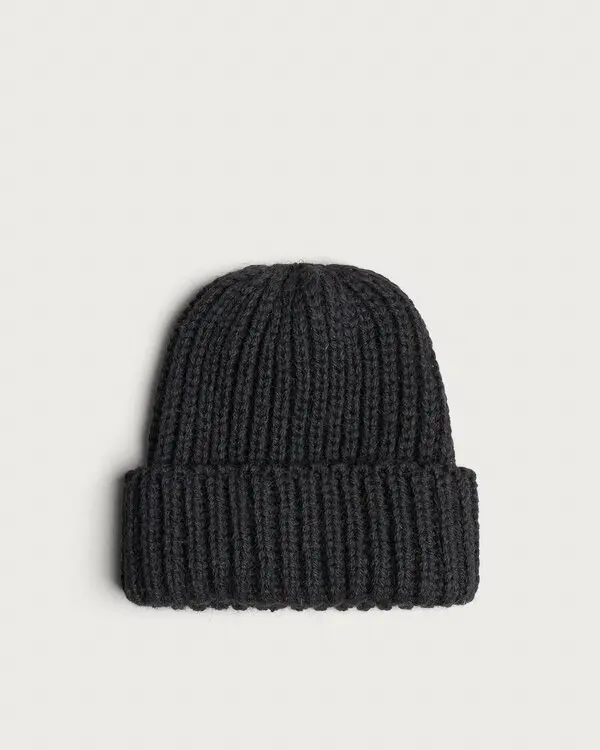 CAFÉ MOUNTAIN Wool Toque Beanie