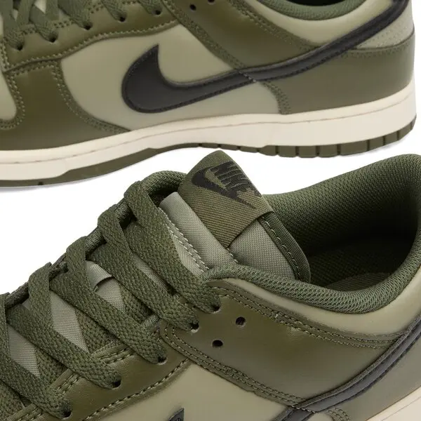 Nike Dunk Low Retro Bttys Sneakers