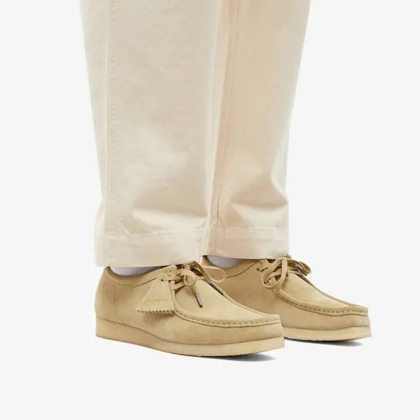 Clarks Wallabee
