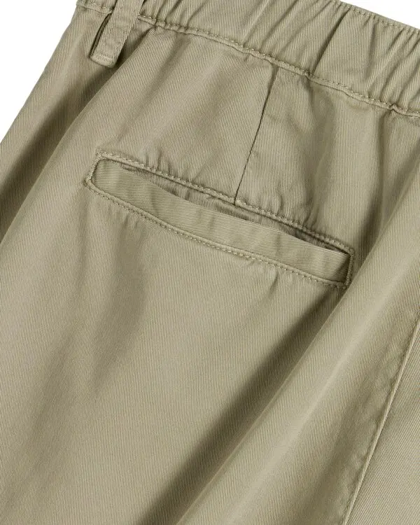 END. Resort Shorts - Sage Green