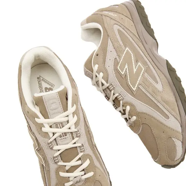 NEW BALANCE 204l Sneakers