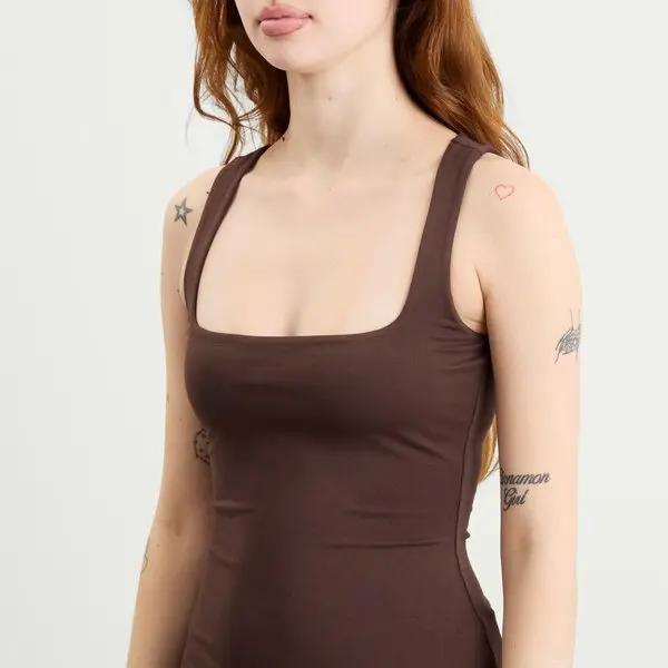 SKIMS Smooth Layers Square Neck Tank Top