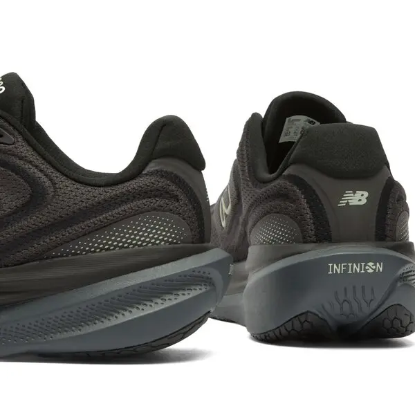 NEW BALANCE 1080 Sneakers