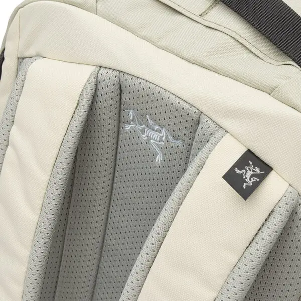 Arc'teryx Mantis 26 Backpack