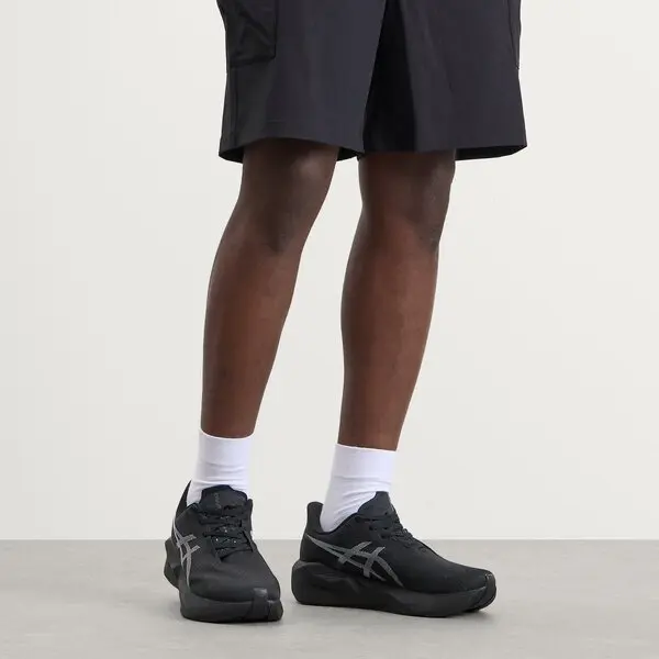 Asics Novablast 6 Sneakers