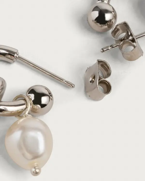 JUSTINE CLENQUET Ethan Pearl Earrings