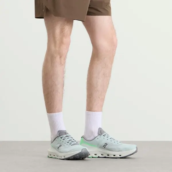 On Cloudvista 3 Sneakers