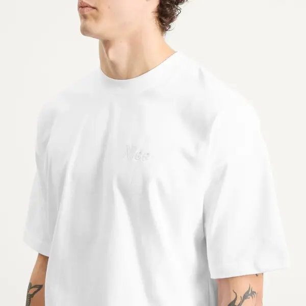 N!CE Embroidered Logo T-shirt