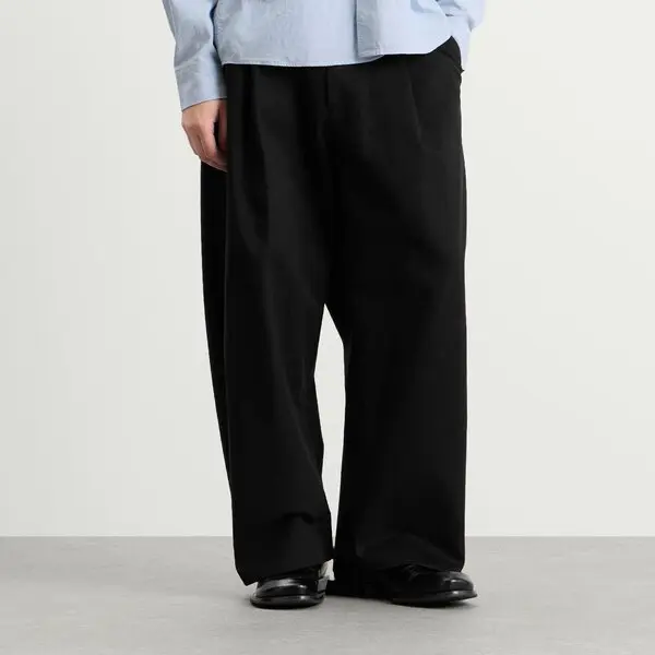 Studio Nicholson Sorte Deep Pleat Volume Pant