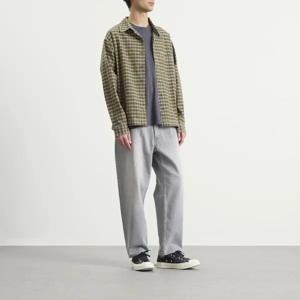 BEAMS Wide Pleated Taper Denim Jeans
