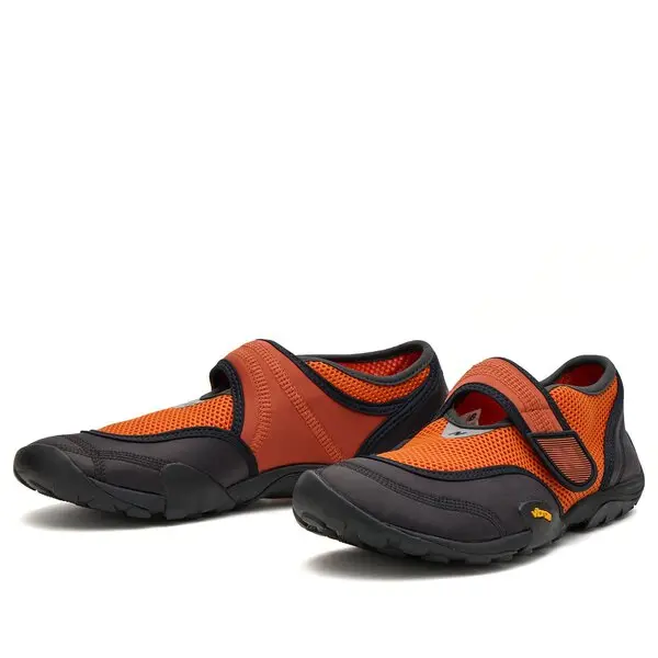 NEW BALANCE X Tokyo Design Studio Mt2 Sneakers