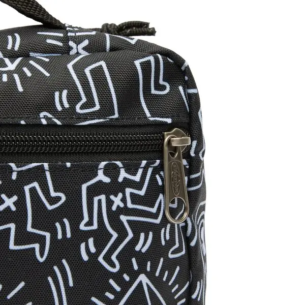 EASTPAK X Keith Haring Road Kit