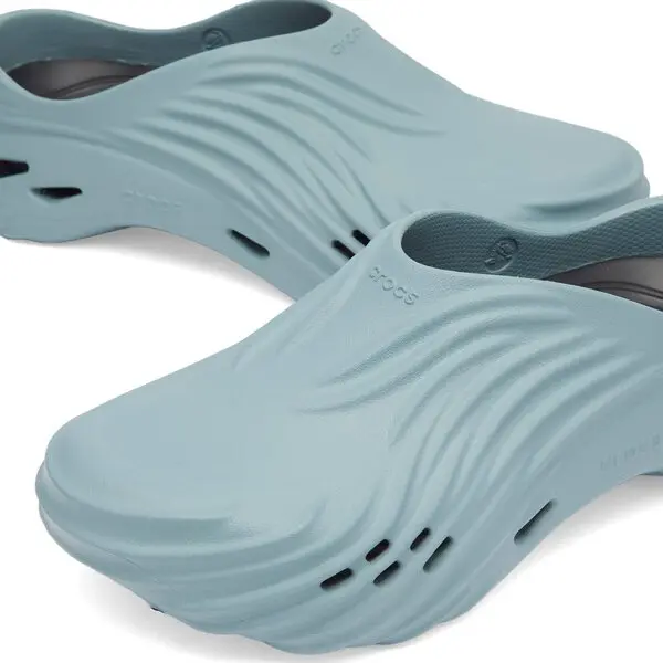 CROCS Echo Wave
