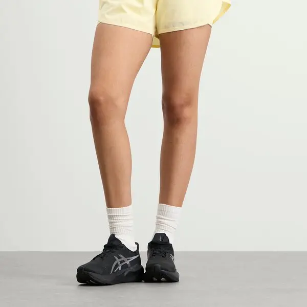 Asics Novablast 6 Sneakers