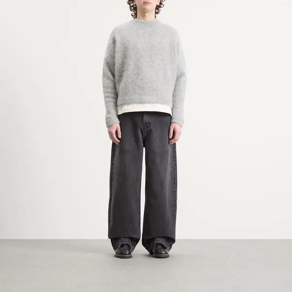ABOUT:BLANK Alpaca Crew