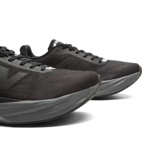 NEW BALANCE Fuelcell Rebel V5 Sneakers