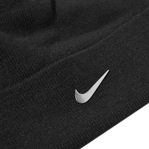 Nike Metal Swoosh Beanie