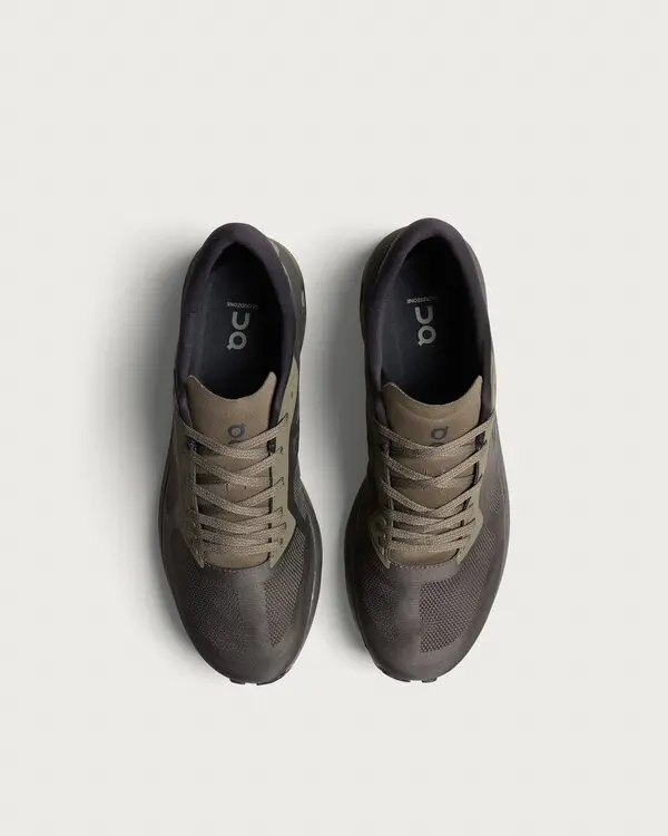 On Cloudze Sneakers