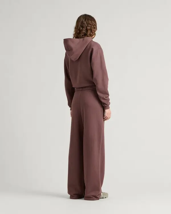 END. Classic Sweatpants