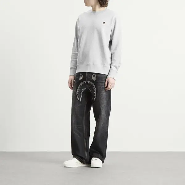 A BATHING APE One Point Crew Neck Sweatshirt