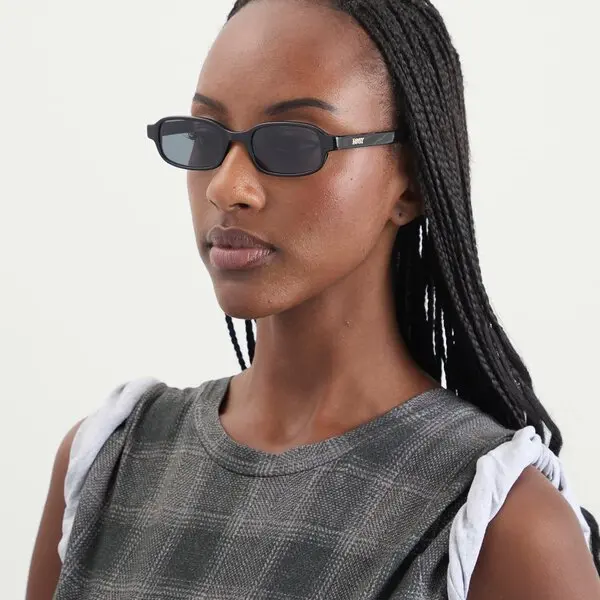 DMY STUDIOS Margot Sunglasses - Black/grey