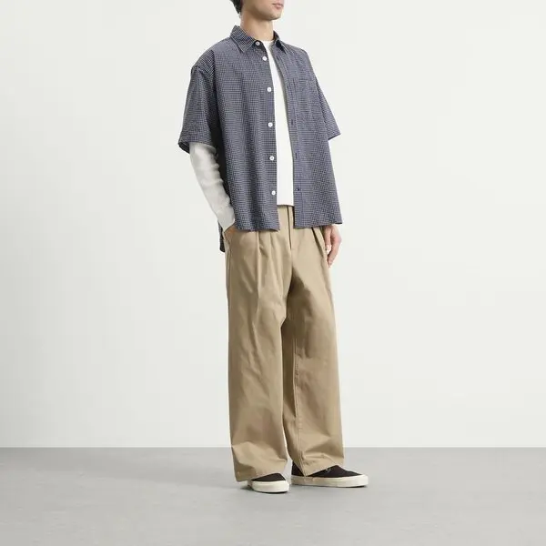 BEAMS New Wide Pleated Chino