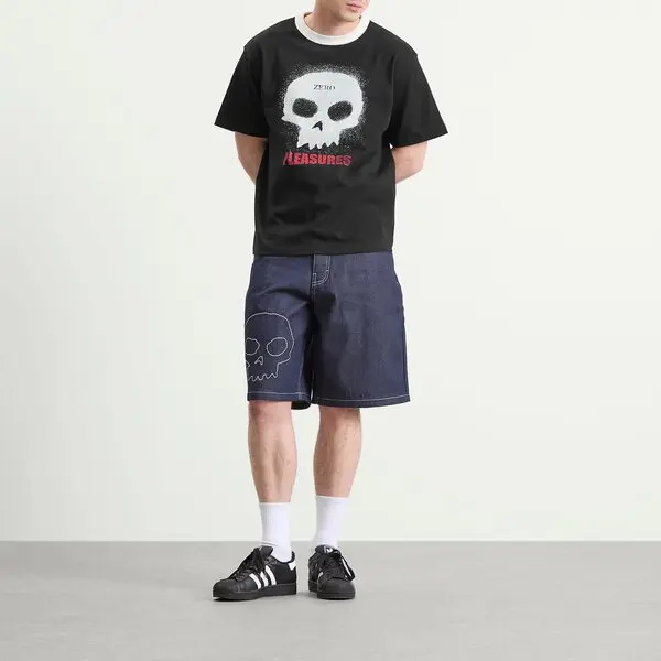 PLEASURES X Zero Single Skull Heavyweight T-shirt