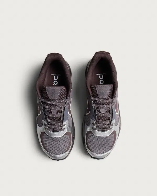 On Cloudtilt Arc Sneakers