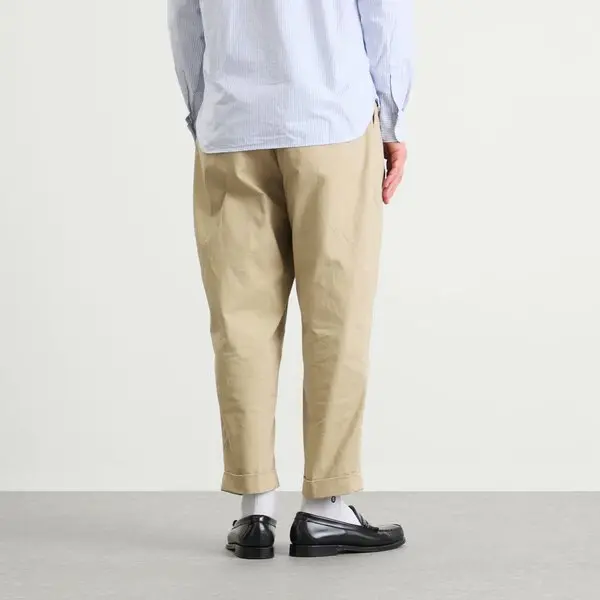 BEAMS 2 Pleat Chino