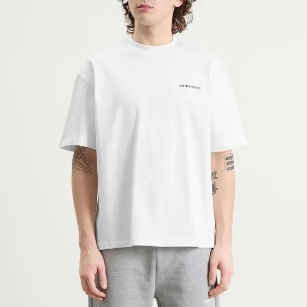 ANNIE HOOD Mini Logo T-shirt