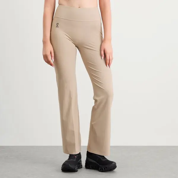 On 30" Studio Flared Tights