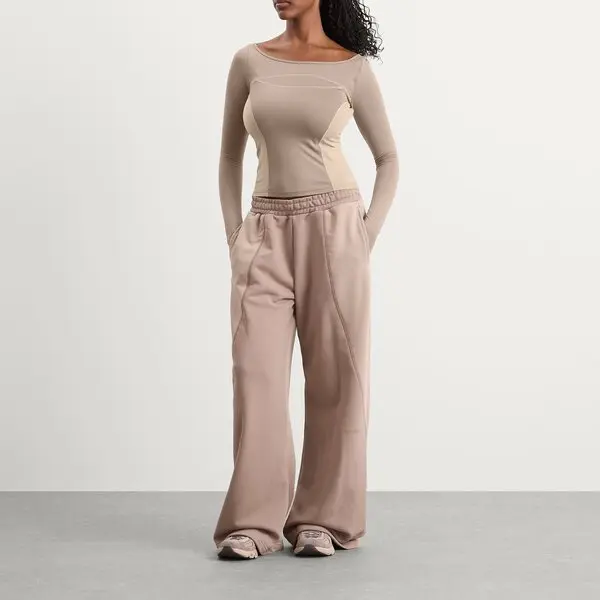 On X Fka Twigs Studio Lg Sleeve Top