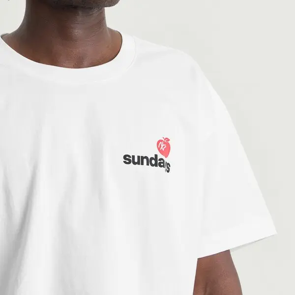 SNDYS. Apple T-shirt