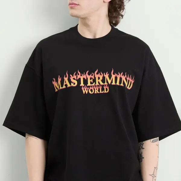 MASTERMIND WORLD Skull On Fire Shorts Sleeve T-shirt