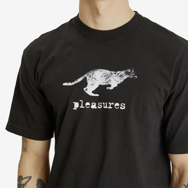 PLEASURES Sprint T-shirt