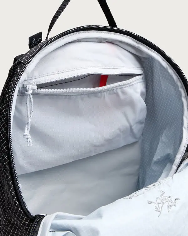 Arc'teryx Konseal 15 Backpack