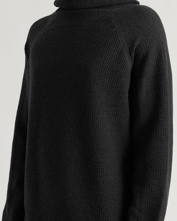GOLDWIN 0 Perforated Wholegarment Knit Top
